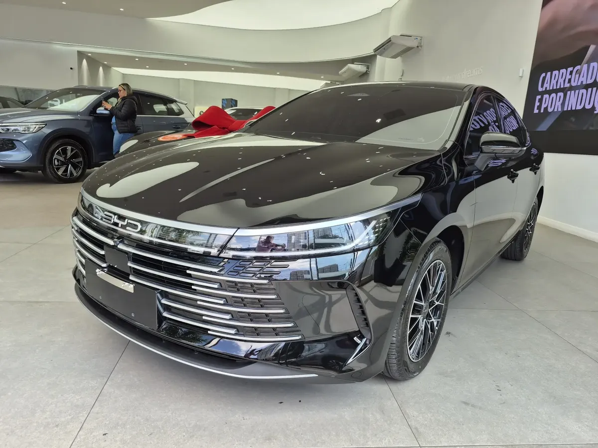 Byd King Gs Dm-i Aut. (phev) 5p Hibrido 2026 - OK