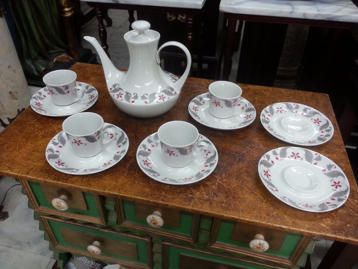 Juego De Te Antiguo En Porcelana Marca Royal Cuotas Sin Interés