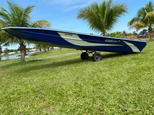 Barco De Alumínio Calaça Mod Flash Bass 600 De 6 Metros | MercadoLivre
