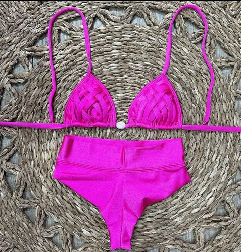 Biquíni Hot Pant Top Triângulo Calcinha Trançada Fio Duplo