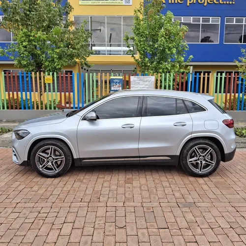 Mercedes-Benz Clase GLA 2.0 250 4Matic | TuCarro