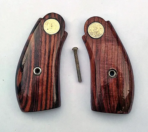 Cabo Coronha Revólver Smith & Wesson Cal.38 1926! Jacarandá ... Cabo Coronha Revólver Smith & Wesson Cal.38 1926! Jacarandá ...