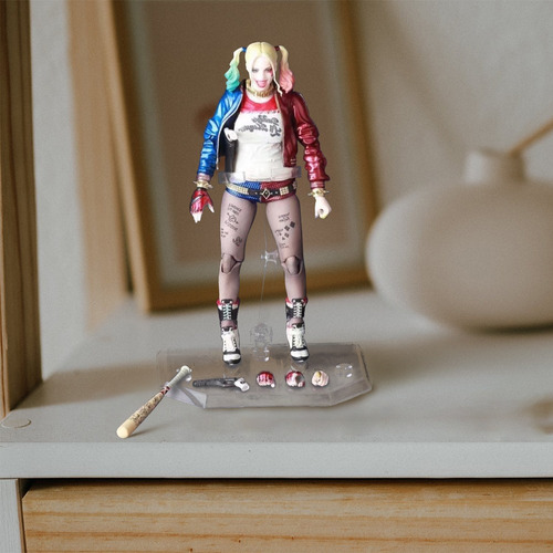 Figura De Acción Harley Quinn Del Escuadrón Suicida Envío Gratis