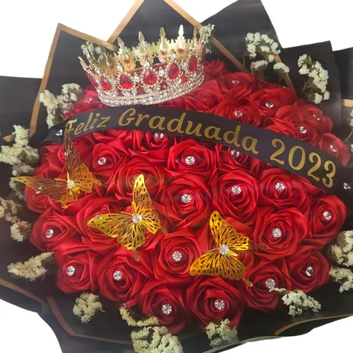 Ramo Rosas Eternas 24 Rosas Con Corona Y Detalles | Envío gratis Ramo Rosas Eternas 24 Rosas Con Corona Y Detalles | Envío gratis