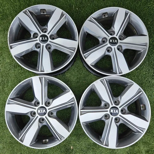 Rin 16 Original De Kia Forte 2018. Puedo Vender Los 4 Bitono | MercadoLibre