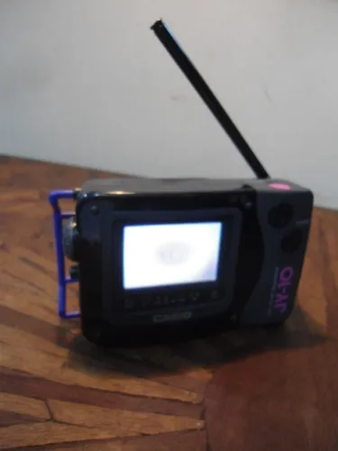 Mini Tv Casio Jy-10 - Mancha Na Tela - Leia A Descrição Mini Tv Casio Jy-10 - Mancha Na Tela - Leia A Descrição