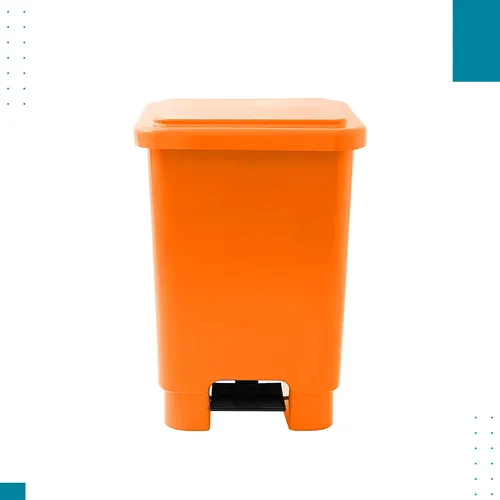 Lixeira C/ Pedal 50 Lts Profissional - Laranja Lixeira C/ Pedal 50 Lts Profissional - Laranja