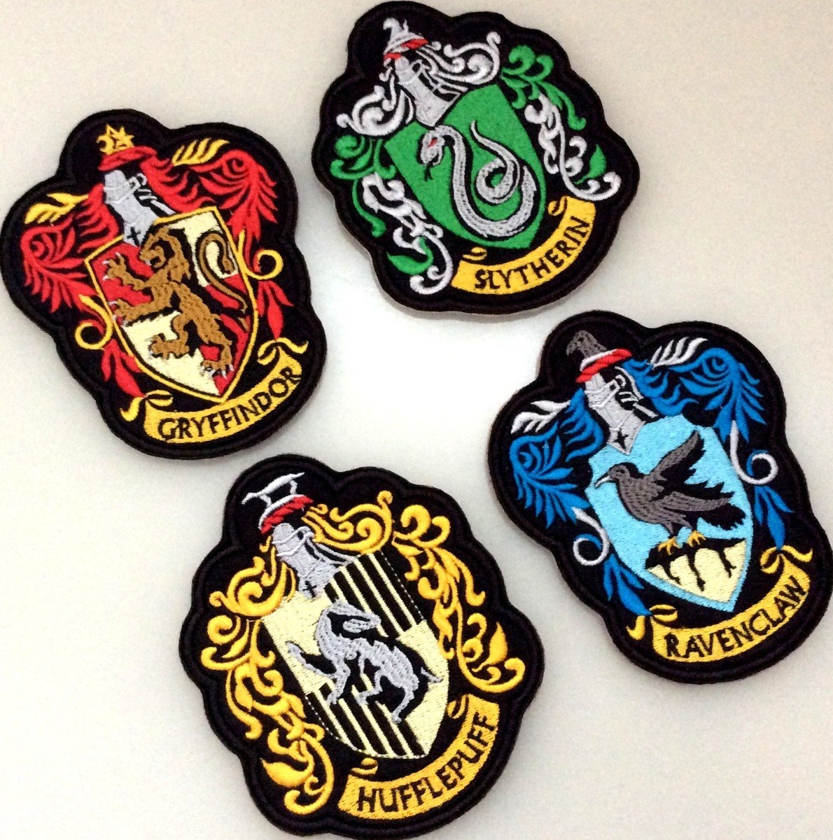 Casas Hogwarts Harry Potter Parches Bordados 4 Pzas 10x12 Cm Envío Gratis