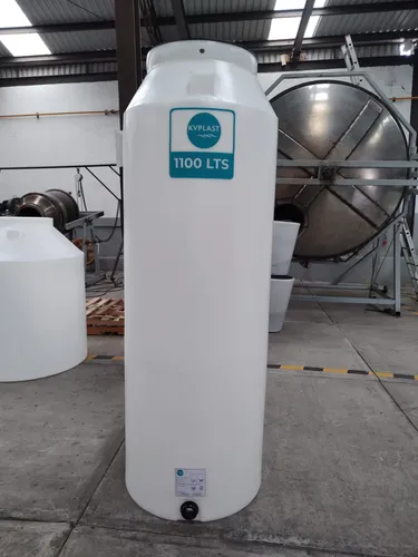 Tinaco 1100 Litros Tipo Bala Grado Alimenticio Blanco Blanco | MercadoLibre