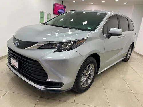 Toyota Sienna 2.5 Hev Le Fwd | MercadoLibre