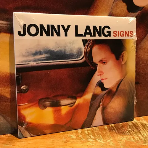 Jonny Lang Signs Cd