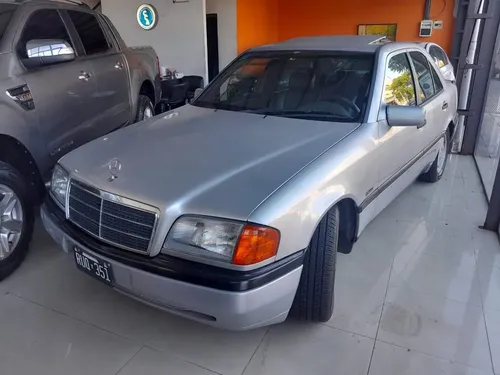 Mercedes-Benz 220 2.0 E D | MercadoLibre
