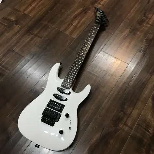 Guitarra Kramer Striker 422 - Fotos Reais! | Parcelamento sem juros