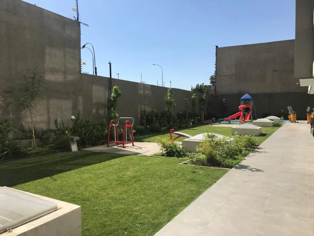 Metro Santa Ana / Home Studio / Disp. 10 Febrero | Portalinmobiliario.com