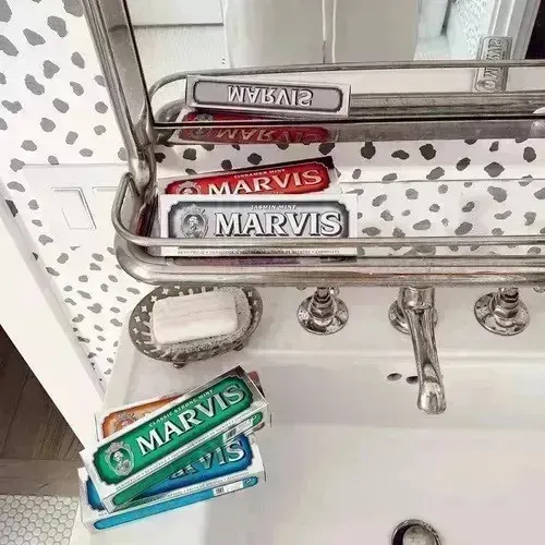 Pasta De Dientes Blanqueadora Marvis Mint 85 Ml 3z | Meses sin interés