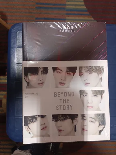 Beyond The Story Crónica De 10 Años De Bts En Español Mercadolibre