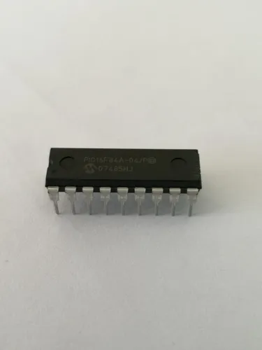 Microcontrolador Pic16f84a-04/p De Microchip Microcontrolador Pic16f84a-04/p De Microchip