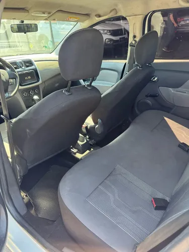 Renault Logan Expression Flex 1.6 16V 4p | MercadoLivre