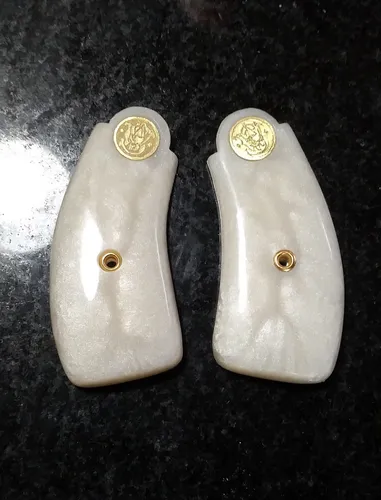 Cabo Coronha Revólver Smith & Wesson Antigo! Cal.38 | Parcelamento sem ... Cabo Coronha Revólver Smith & Wesson Antigo! Cal.38 | Parcelamento sem ...