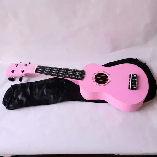 Ukelele Soprano Rosa 4 Cuerdas Con Funda Y Pua Ukelele Soprano Rosa 4 Cuerdas Con Funda Y Pua