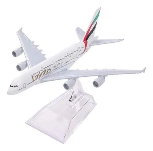 Miniatura Avião Emirates Airbus A380 Aeronave Em Ferro Metal à venda em ... Miniatura Avião Emirates Airbus A380 Aeronave Em Ferro Metal à venda em ...