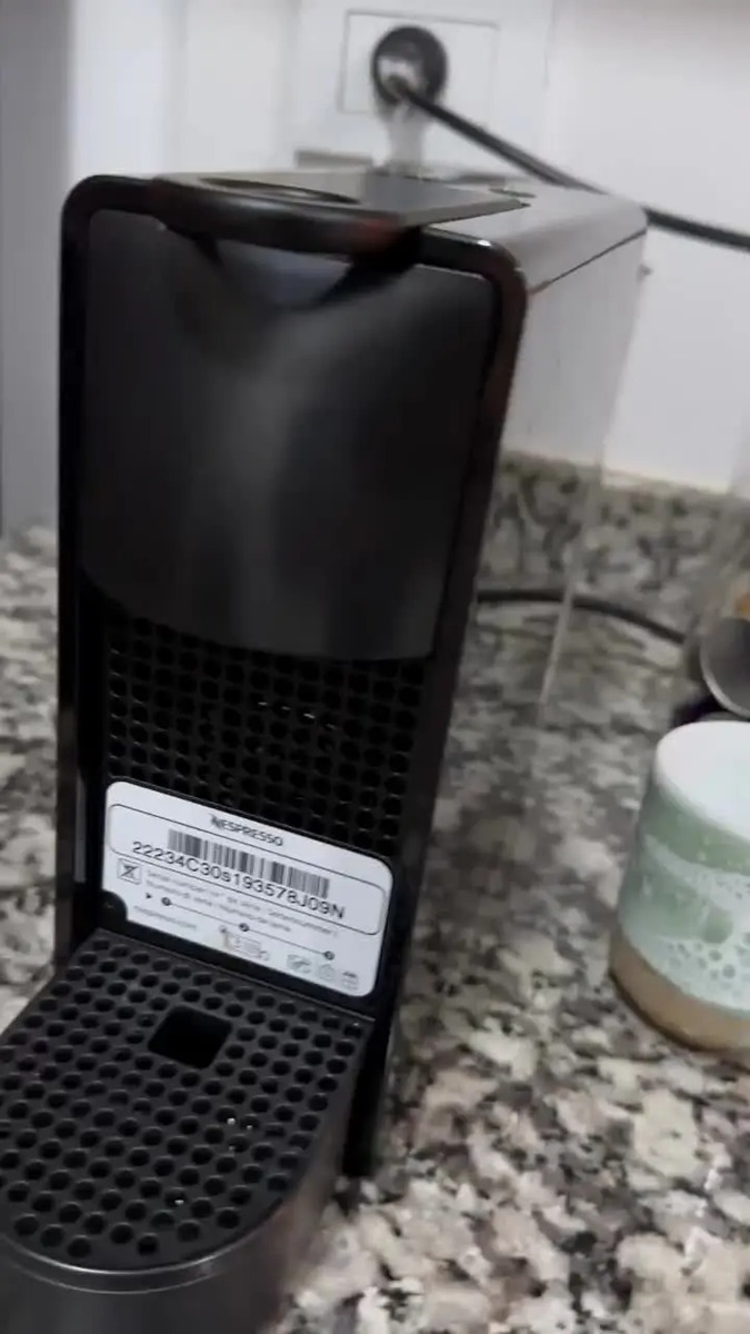 Cafetera Nespresso Essenza Mini C Blanco | Envío gratis