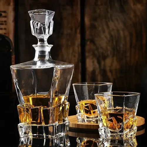 Garrafa Decanter Whisky Vidro Licor 800ml +6 Copos Superluxo ... Garrafa Decanter Whisky Vidro Licor 800ml +6 Copos Superluxo ...