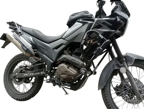 Defensa Akt Tt 200 Modelo 2025 Y 2026 | Cuotas sin interés