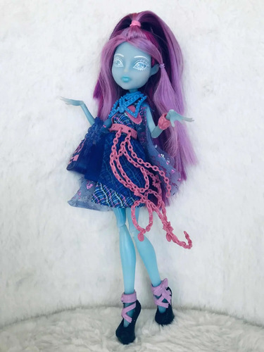 Monster High Kiyomi Haunterly | Cuotas sin interés