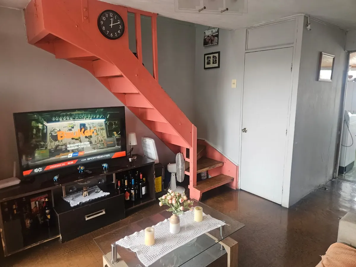 Departamento En Venta En La Reina 2dormitorios+1baño+estacio ...