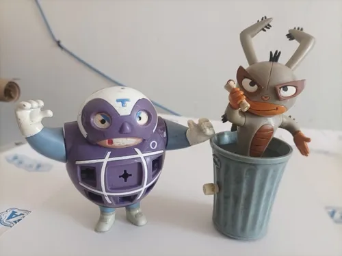 Mucha Lucha Figuras La Pulga Y Otro Personaje Leer Descrip Mercadolibre