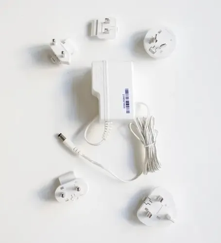 Fonte Switching Adapter Amigo Ams200 | MercadoLivre