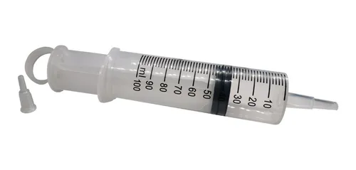 Jeringa 100 Ml Con Adaptador Uso No Medico