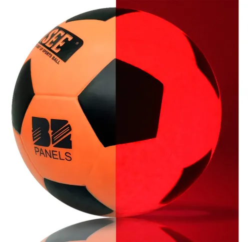 Bola de futebol iluminada à noite, bomba extra e vermelha, Tam. Cor A ... Bola de futebol iluminada à noite, bomba extra e vermelha, Tam. Cor A ...