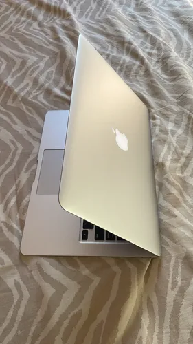 Macbook Air 2017 13.3 , Intel Core I5 8gb De Ram 256gb Ssd Macbook Air 2017 13.3 , Intel Core I5 8gb De Ram 256gb Ssd