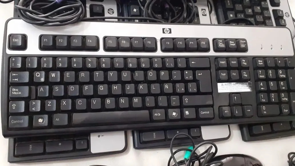 Teclado Hp Ps2 Kb0316 Kb-0316 Español Ñ Usados Computadora | Mercado Libre