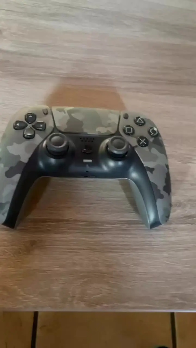 Control inalámbrico DualSense para PS5 Gray Camouflage | Envío gratis