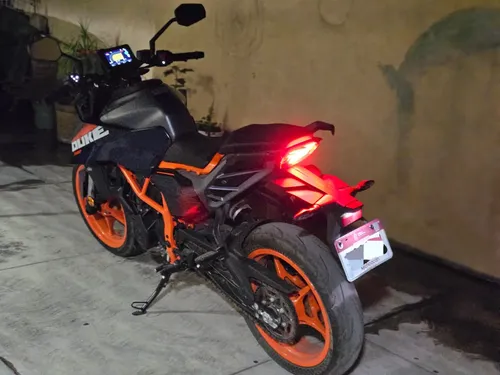 Ktm Duke 390 2025 Color Azul-naranja | MercadoLibre
