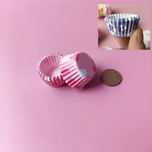 Paper baking cups store
