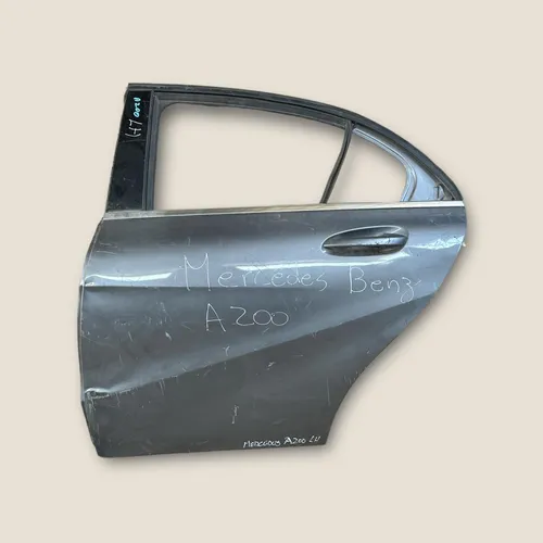 Puerta Trasera Izquierda Mercedes Benz A200 | Cuotas sin interés Puerta Trasera Izquierda Mercedes Benz A200 | Cuotas sin interés