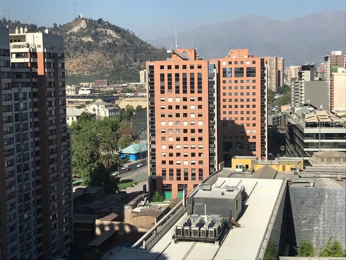 Metro Santa Ana / Home Studio / Disp. 10 Febrero | Portalinmobiliario.com