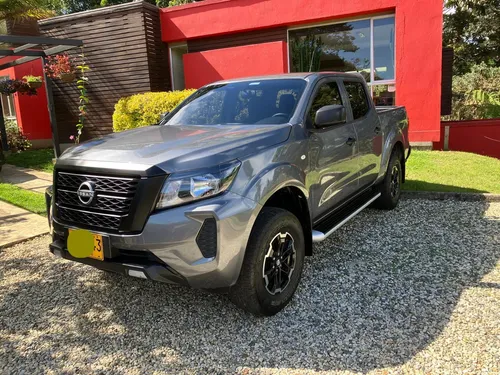 Nissan Frontier 2.5 Cd Sabanera 4X2 | MercadoLibre