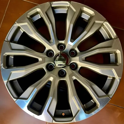 Rin 22 Gmc Yukon Denali #84423416 1 Pieza Grey Machined | MercadoLibre