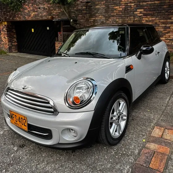 Mini Cooper Antiguo - Carros y Camionetas Mini | TuCarro