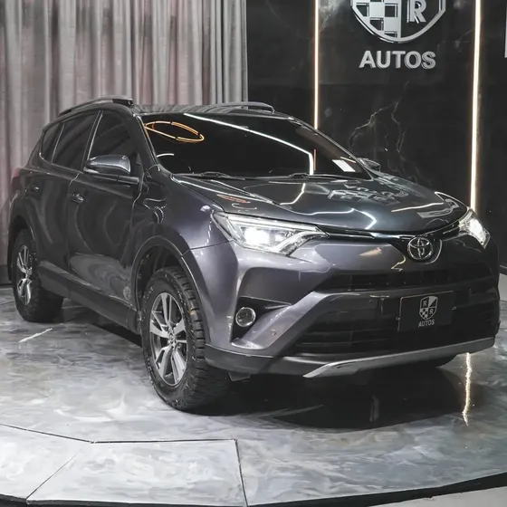 Toyota Rav4 2.0 - Carros y Camionetas | TuCarro