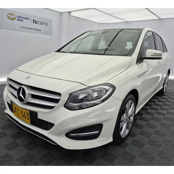 Topi Benz - Carros y Camionetas | TuCarro