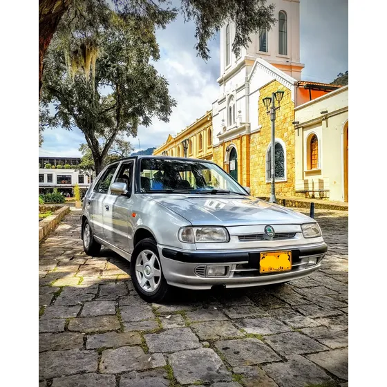 Carros y Camionetas Skoda Felicia | TuCarro