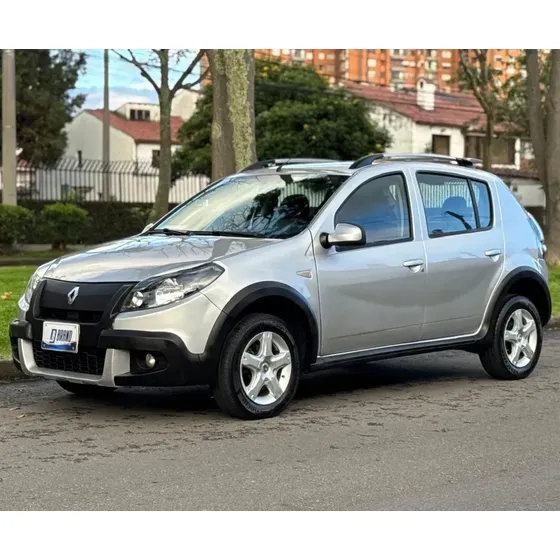 Carros y Camionetas Renault Stepway usado en Bogotá D.C. | TuCarro