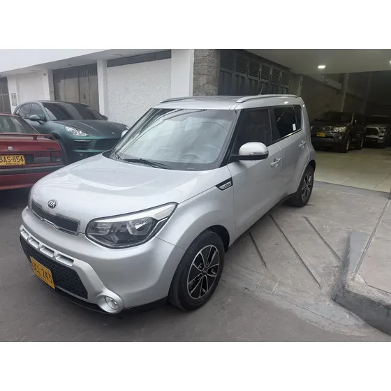 Kia Spice 2015 - Carros y Camionetas Kia Soul | TuCarro