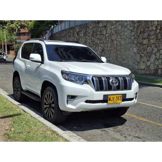 Tx Sumo - Carros y Camionetas Toyota Prado | TuCarro